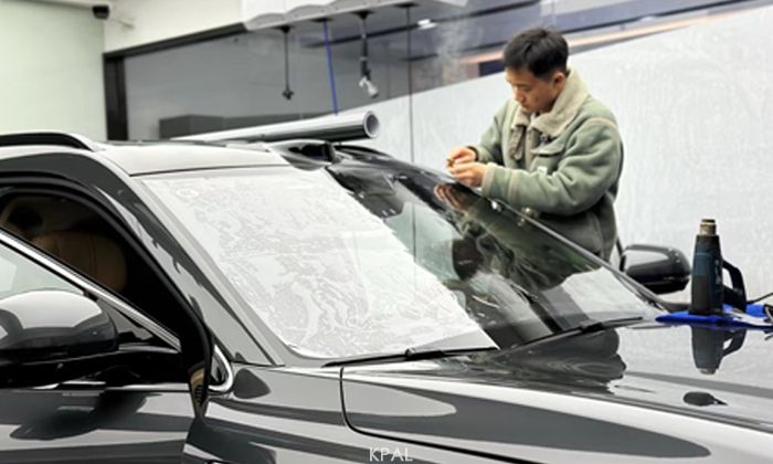 Is car windshield protection film necessary on the front windshield ...